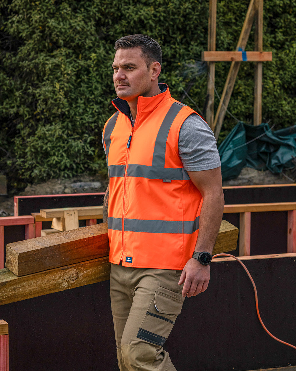 Hi-Vis Reversible Utility Vest in Fluoro Orange – Rainbird Workwear